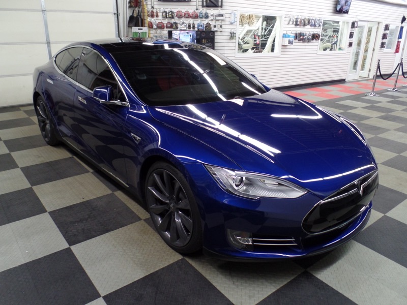 Creve Coeur Client Adds Custom Tesla P85D Laser & Radar Detector